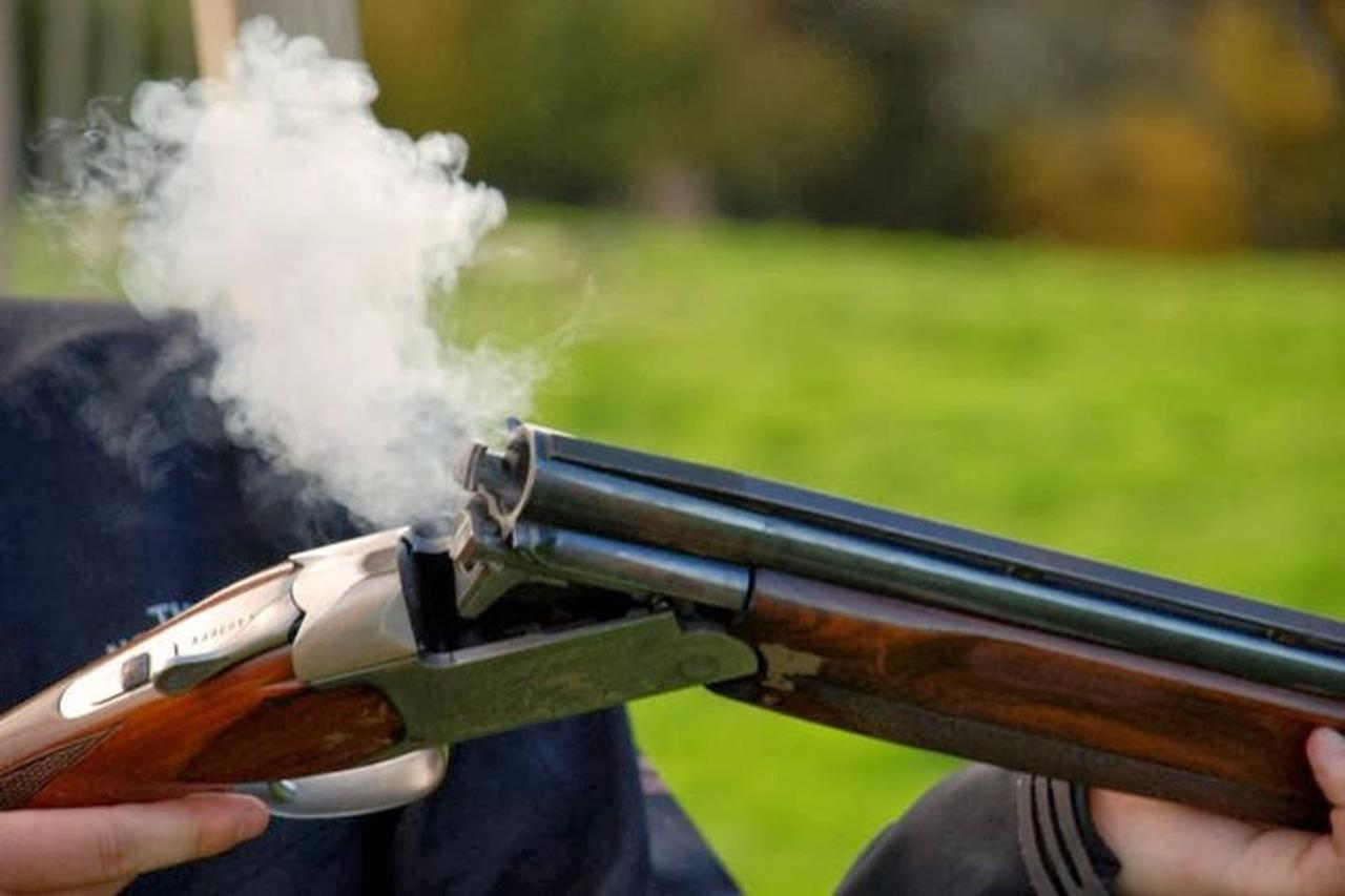 Clay Shooting Lesson with 3-Course Lunch for 2 ppl | Powered by Givergy