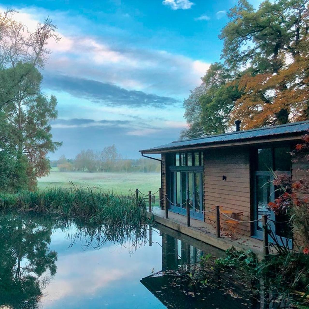 Short Stay Homes package in Riverside Lodge in the New Forest | Powered ...